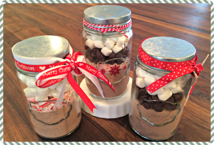 Homemade Holiday Gift: Hot Cocoa Mix | Jenn Bare